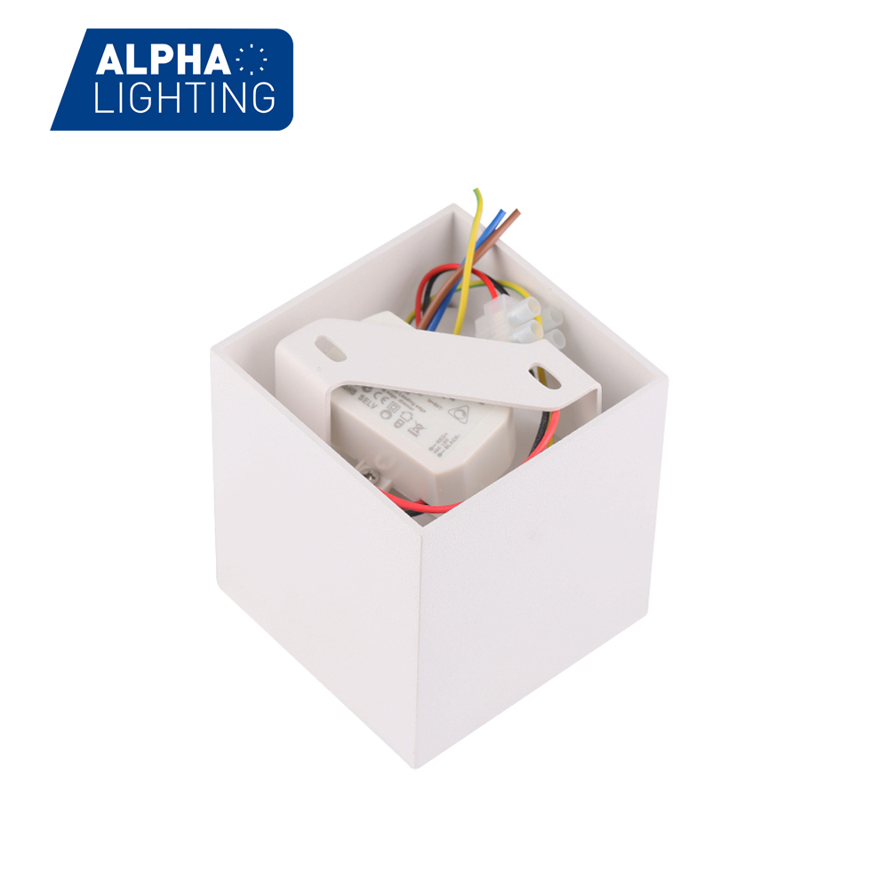 2021 New stylish Rotatable IP20 Surface LED 8W Ceiling Light